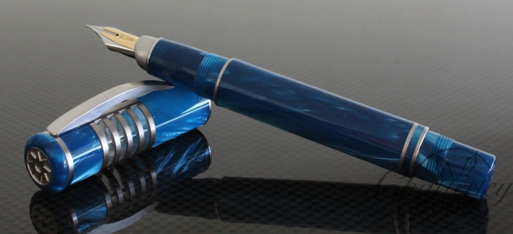 Delta Chatterley Stantuffo Fusion Star Cage Celluloid Piston Filled ...