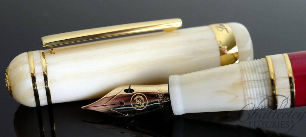 Laban Flame Red Fountain Pen