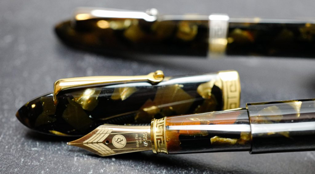 Nettuno Superba Celluloid Fountain Pen
