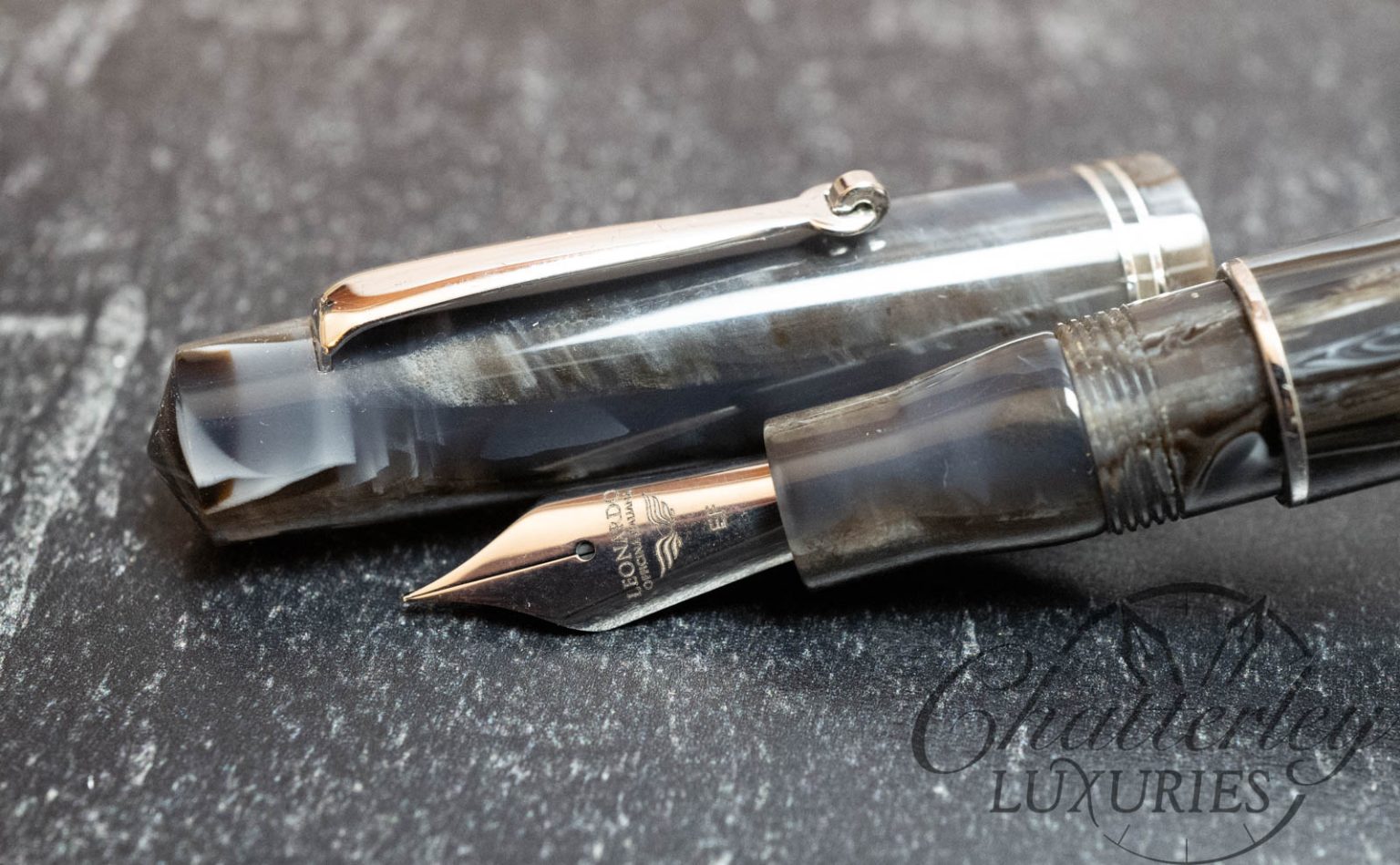 Leonardo MomentoZero Grey Horn Fountain Pen - Rhodium Trim